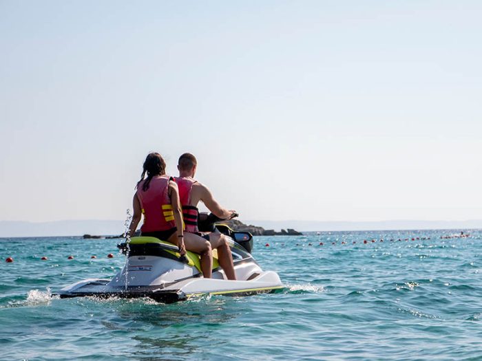 貸切クルーズ -Private Blue Seto 瀬戸内- 至福と美しさに出会う船旅