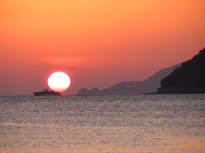 貸切クルーズ -Private Blue Seto 瀬戸内- 至福と美しさに出会う船旅